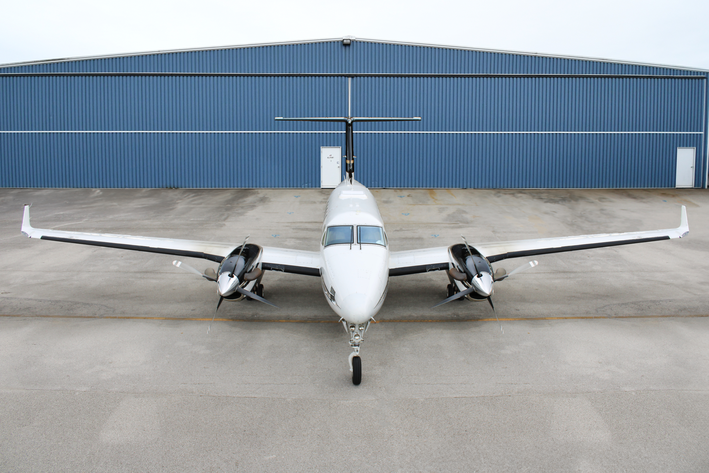 AeroMech Inc. Issues STC for Starlink, AMI Aviation Demos King Air ...