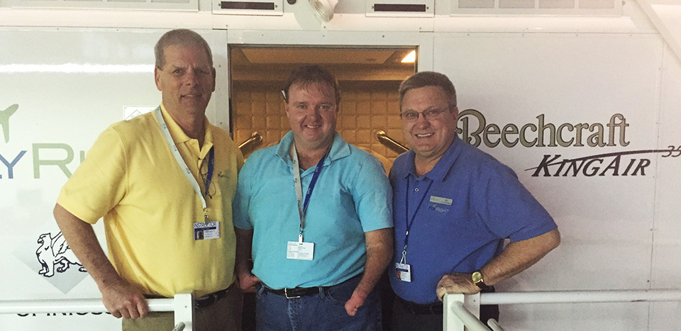 Man Born Without Hands or Feet Achieves King Air 300 Series Type Rating ...