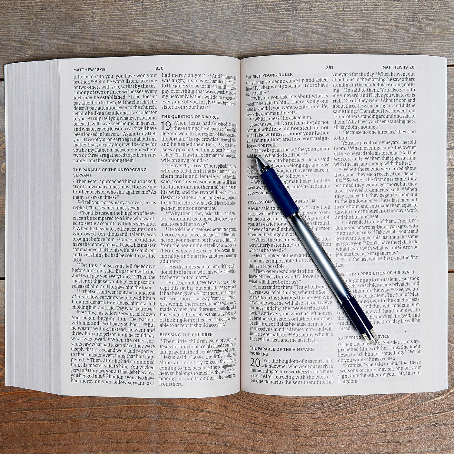 CSB Outreach Bible, Large Print Edition
