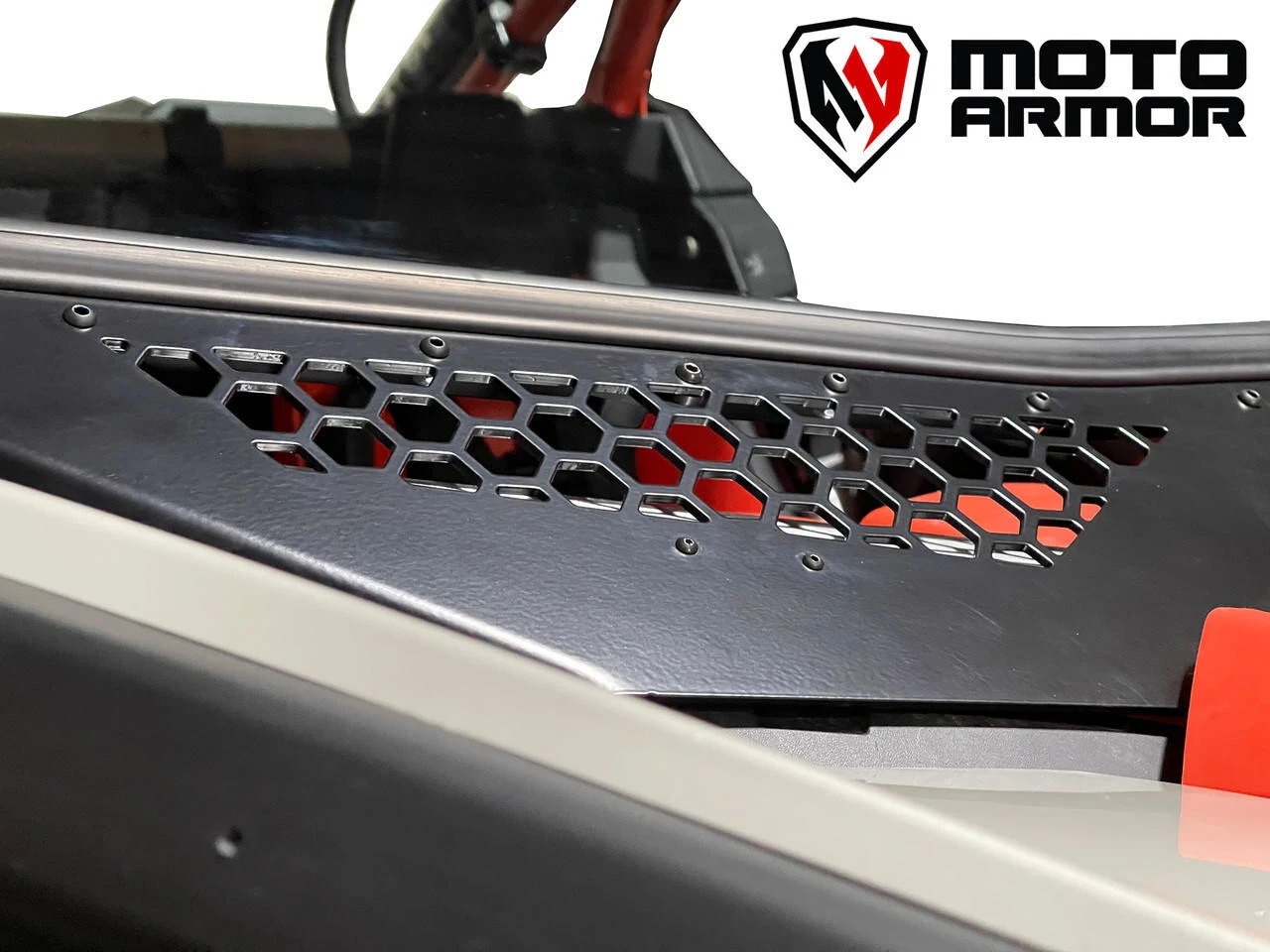 Moto Armor Can-Am Maverick X3 Vented Full Glass Windshield