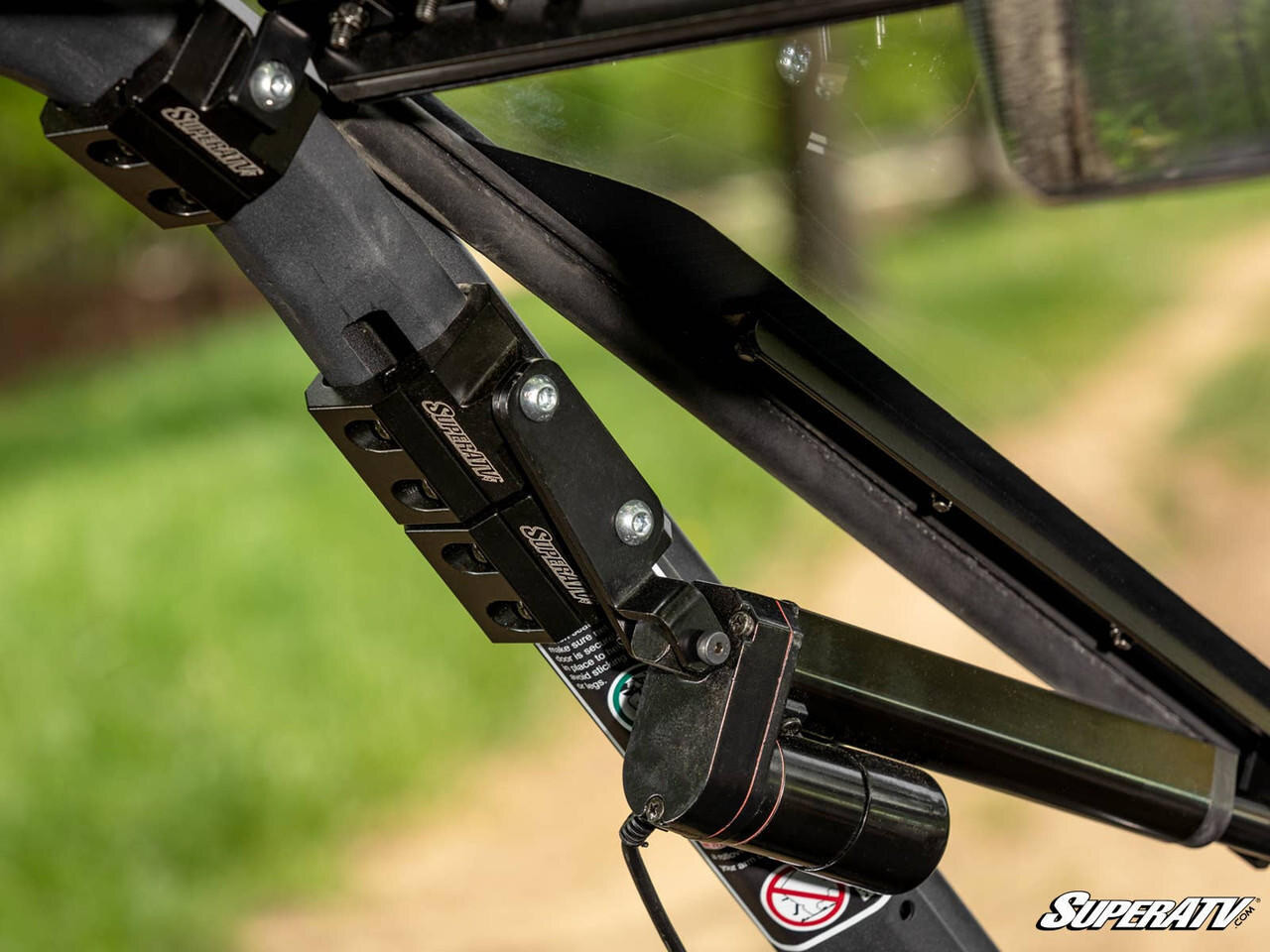 SuperATV Can-Am Commander Maxdrive Power Flip Windshield