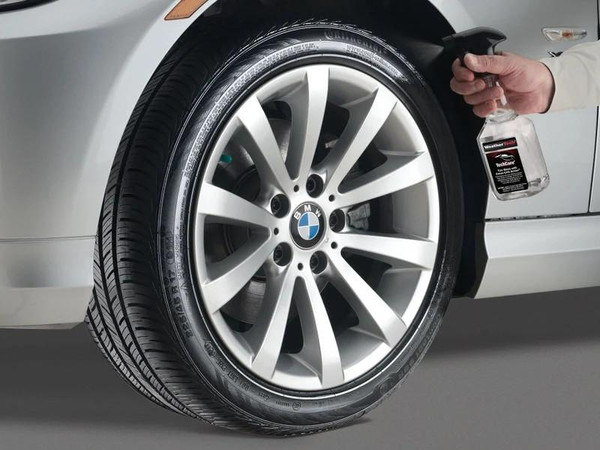 WeatherTech TechCare Tire Gloss with Cross-Link Action