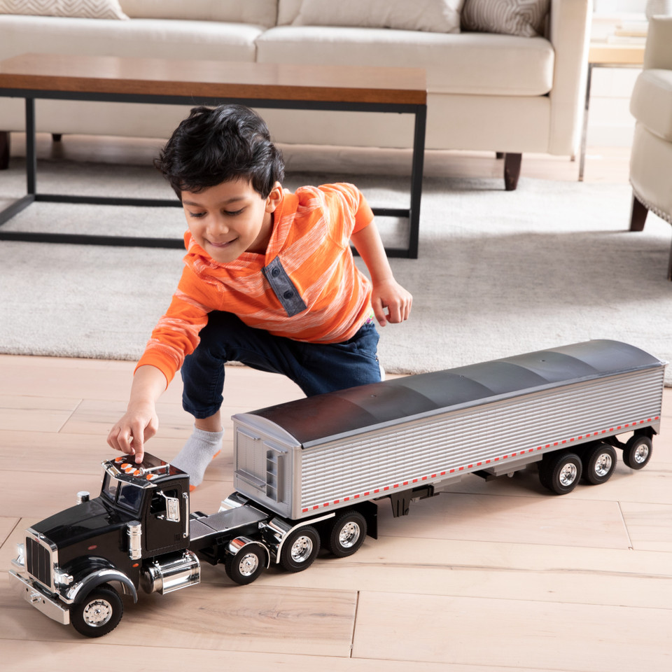 Big Farm Peterbilt 1:16 Scale Model 367 Semi Truck Toy with Grain ...