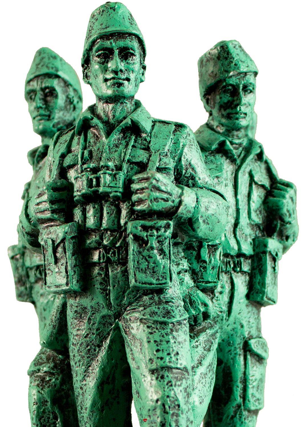 Commando Memorial Statue - iluvscotland.co.uk