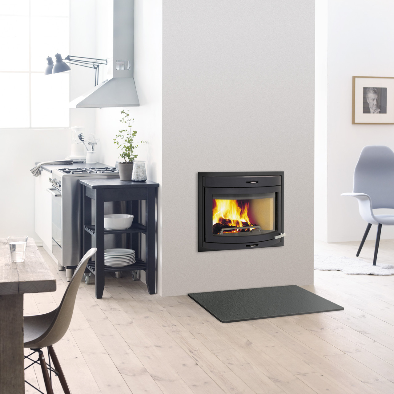 Jotul i400 Panorama 6kW Wood Burning Inset Stove