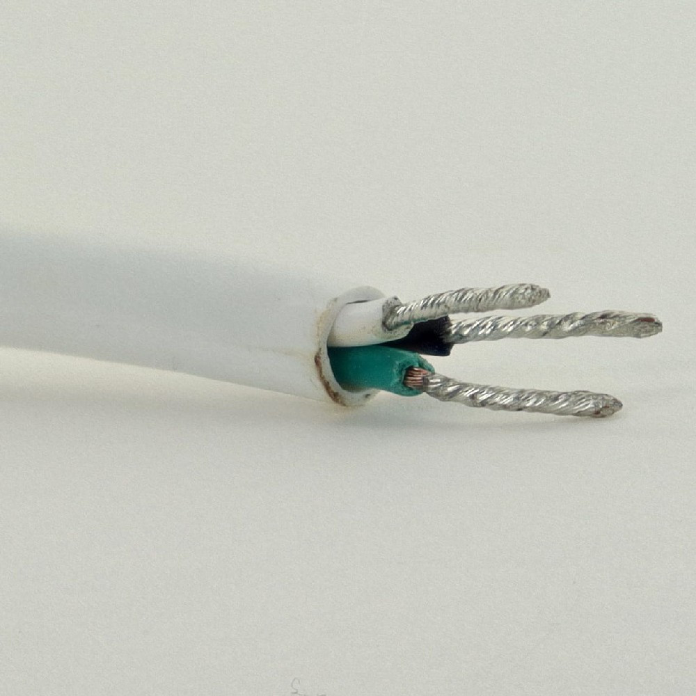 2 Light Nickel Plated E26 Keyless Cluster With 10FT SVT White Lead