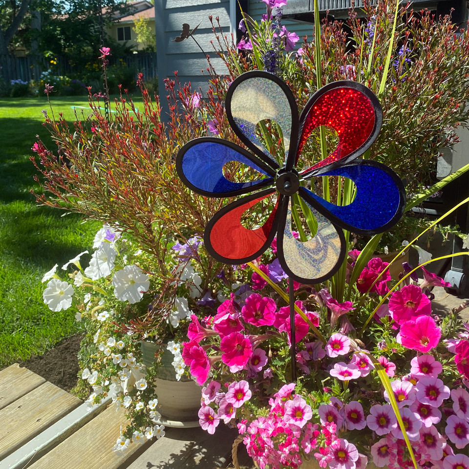10" Red, White and Blue Mylar Windee Wheelz Spinner