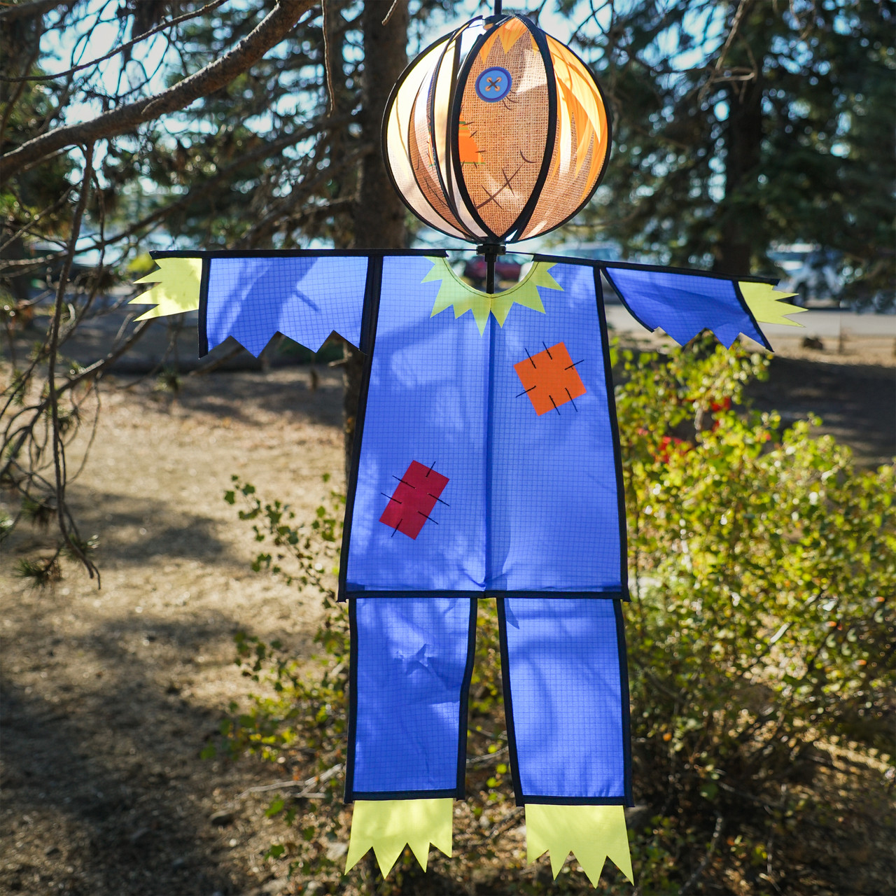 Scarecrow Hanging Ball Spinner - Kite Garden