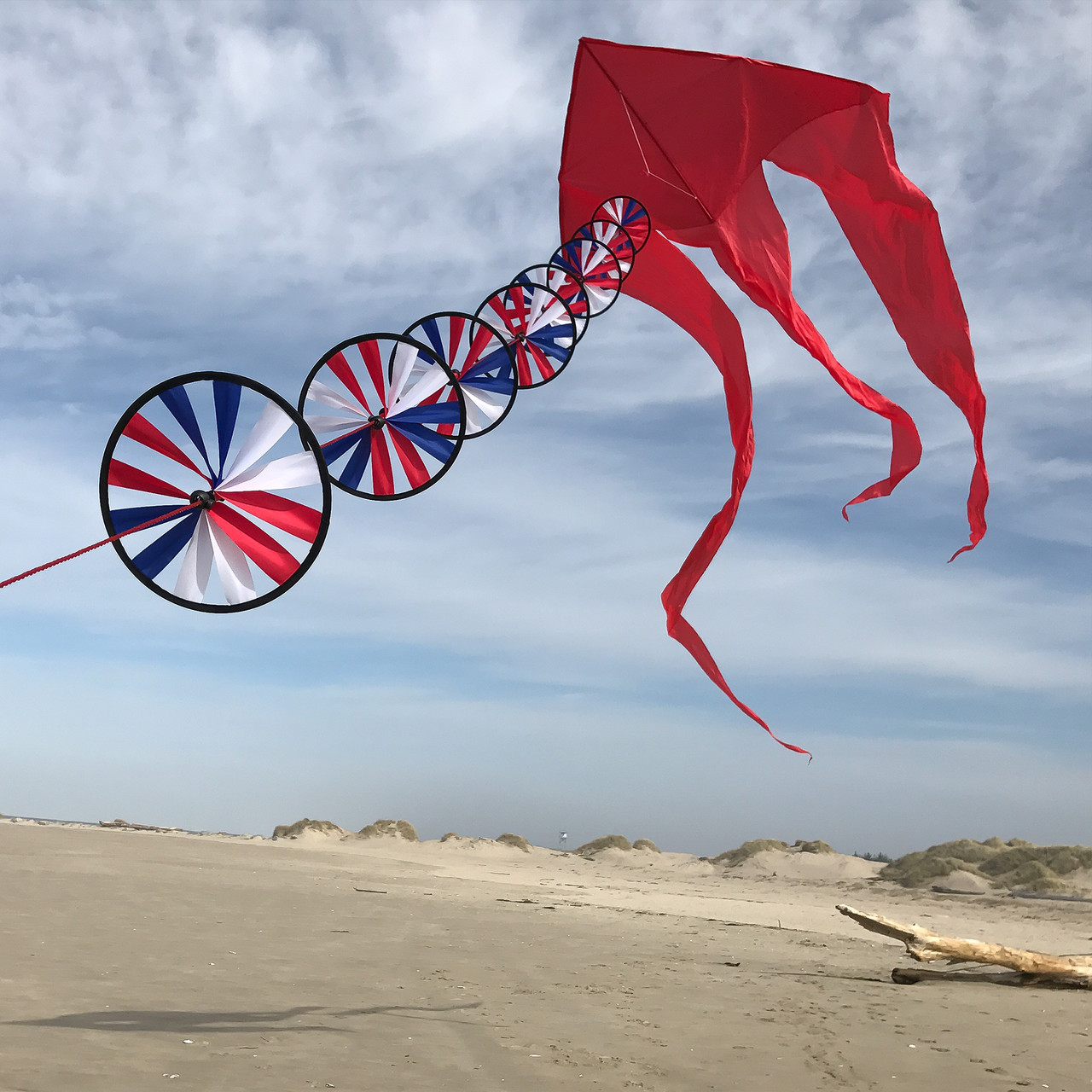 Red 77-inch Wave Delta Kite - Kite Garden