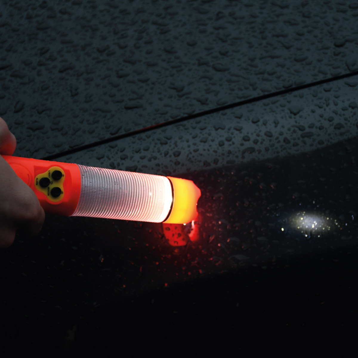 6-in-1 Emergency Torch (2 for £20)