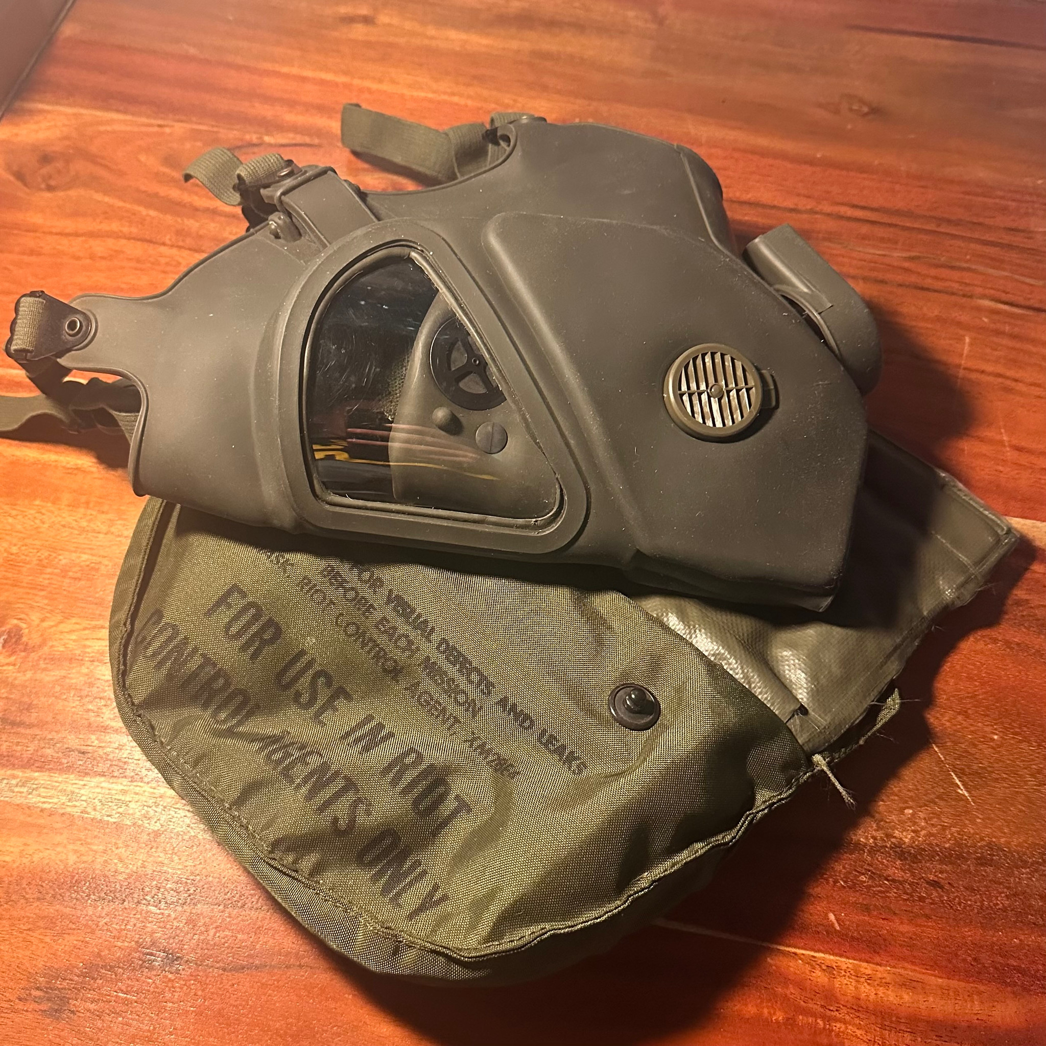 Vietnam War 1969 XM28 "Grasshopper" Gas Mask