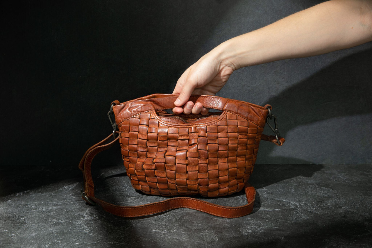 Buy Weaver Leather Crossbody Bag by Latico Leathers | elk & HAMMER