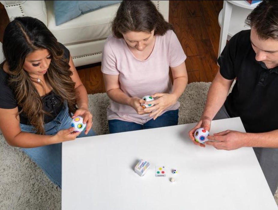 Continuum Fidget About It The Fidget Game 4 Puzzle Balls Included