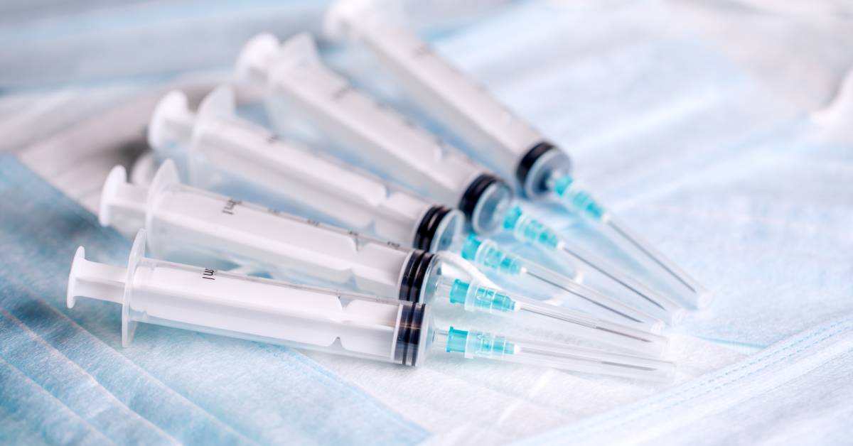Must-Know Safety Tips for Using Laboratory Syringes - Ibis Scientific, LLC