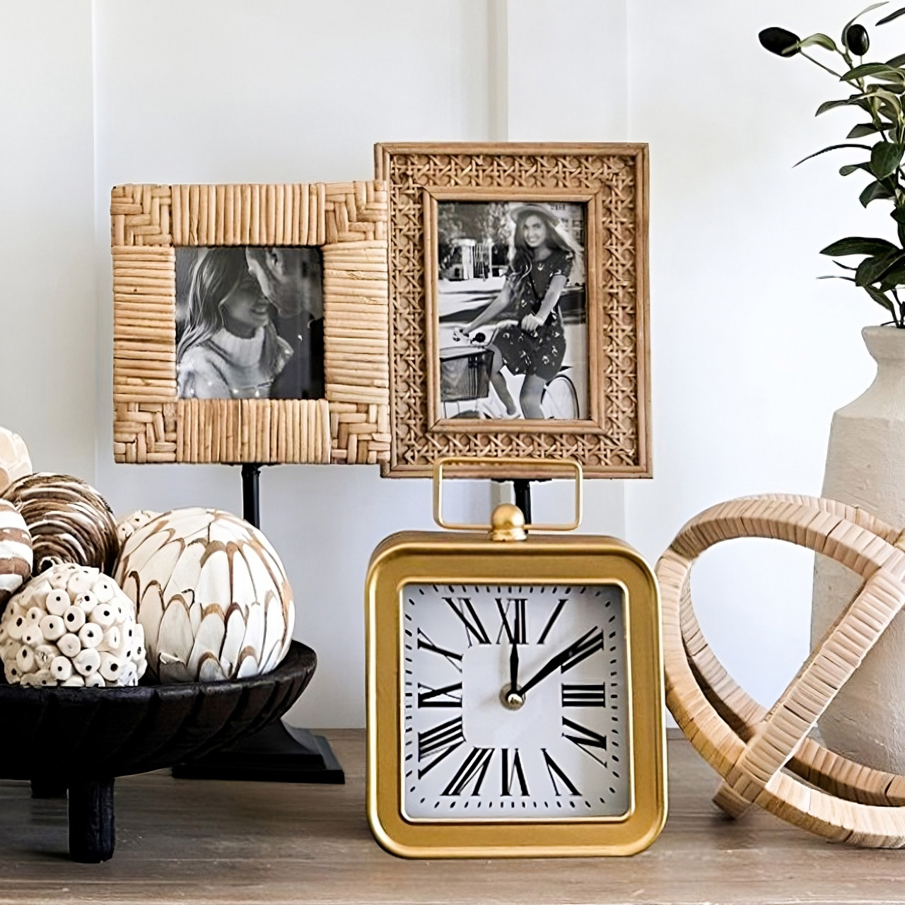 Leeds Photo Frame/Stand