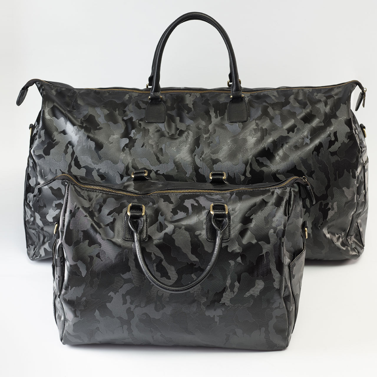 Midnight Camo Duffie Overnighter Bag - Charleston Wrap