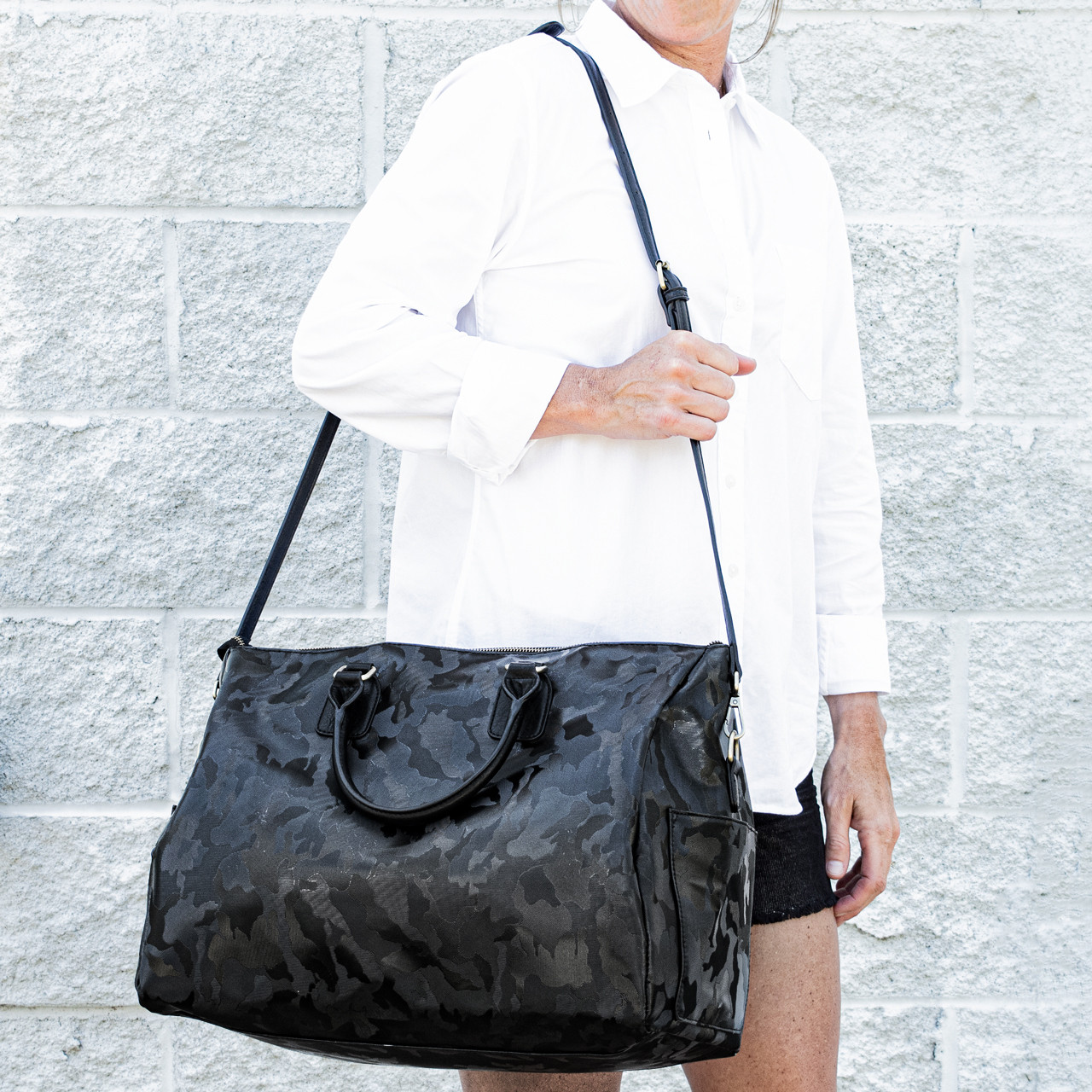 Midnight Camo Duffie Overnighter Bag - Charleston Wrap