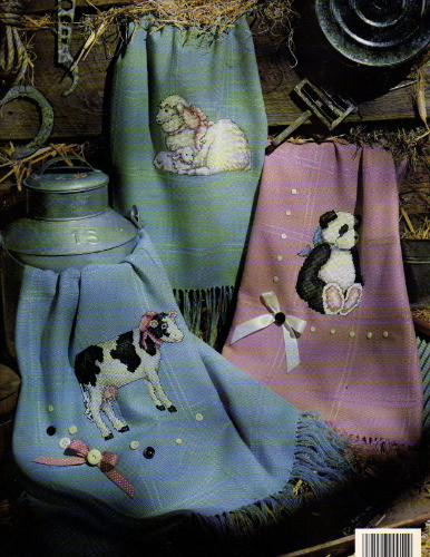 Leisure Arts FRIENDLY AFGHANS in Anne Cloth