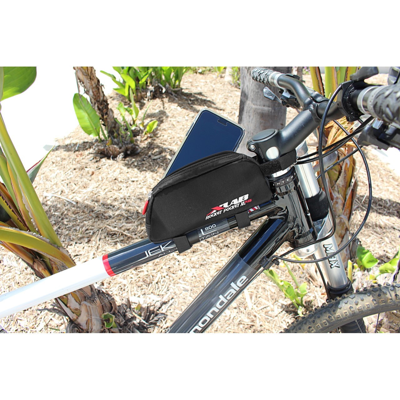 Bike - Bike Storage - Top Tube Storage - Triathlete Sports