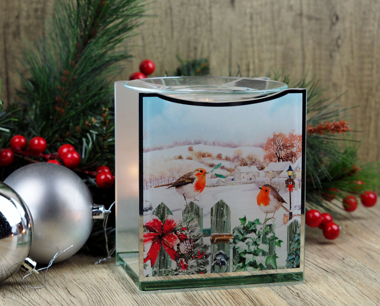Christmas Traditional Robin Scene Glass Oil Burner - Blue Whale Gifts