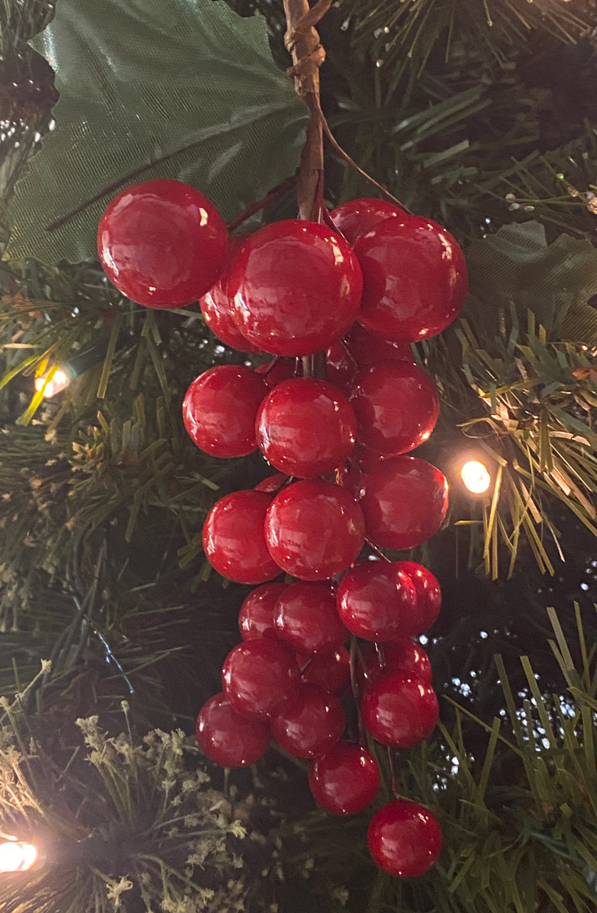 Red Berry Cluster 17cm Hanging Christmas Tree Bauble Decoration - Set ...