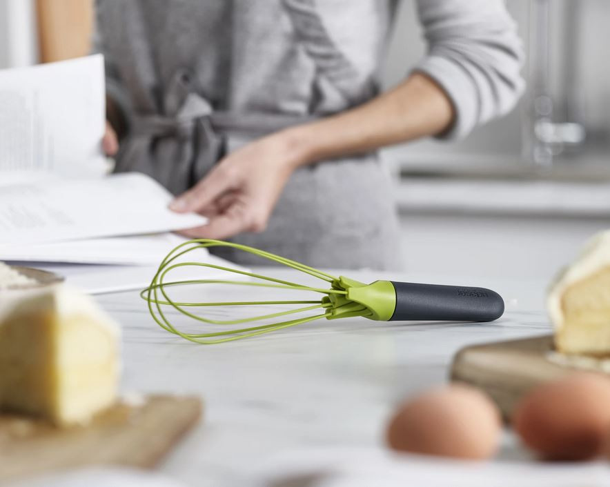 Joseph Joseph Green/Grey Twist 2-in-1 Whisk