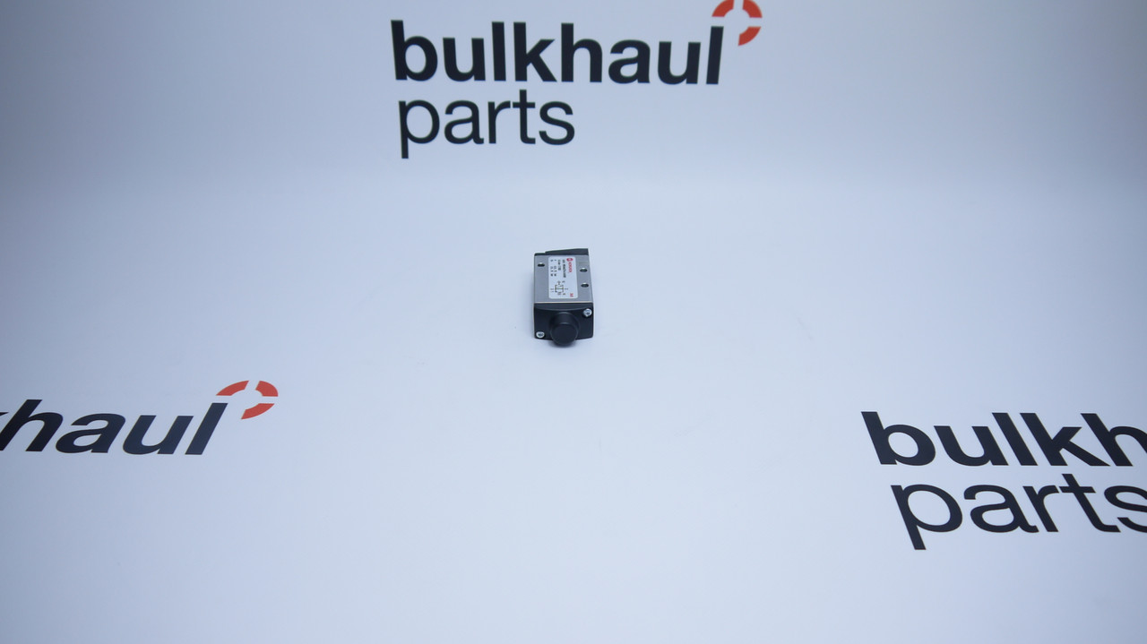 3/2 Pilot Spring Return - Bulkhaul.Parts