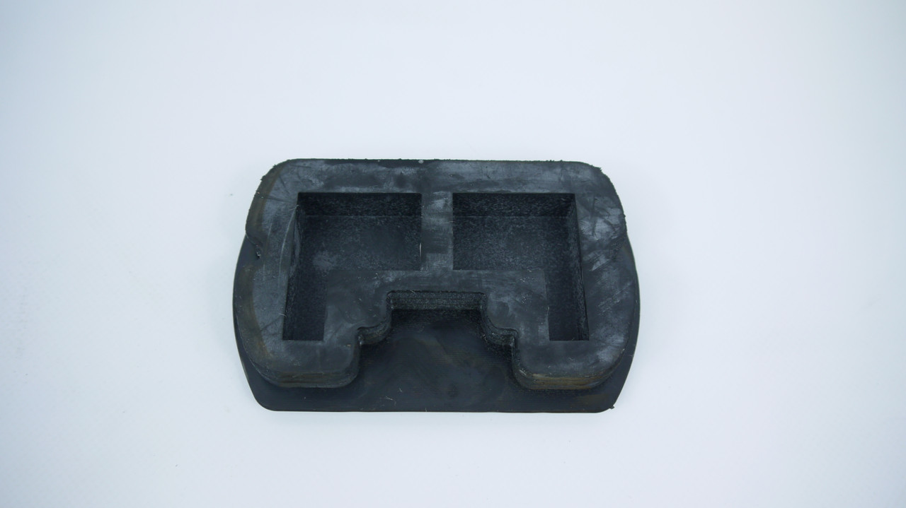 Hydro Rubber Bumper End Cap - Bulkhaul.Parts