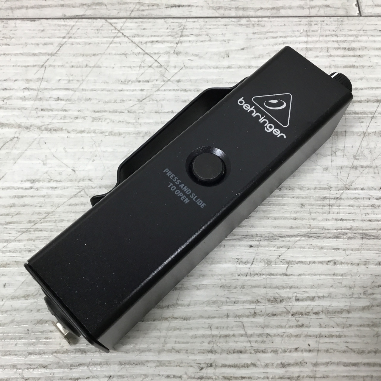 Used Behringer P2 ULTRA COMPACT PERSONAL IEM AMP Pro Sound Product