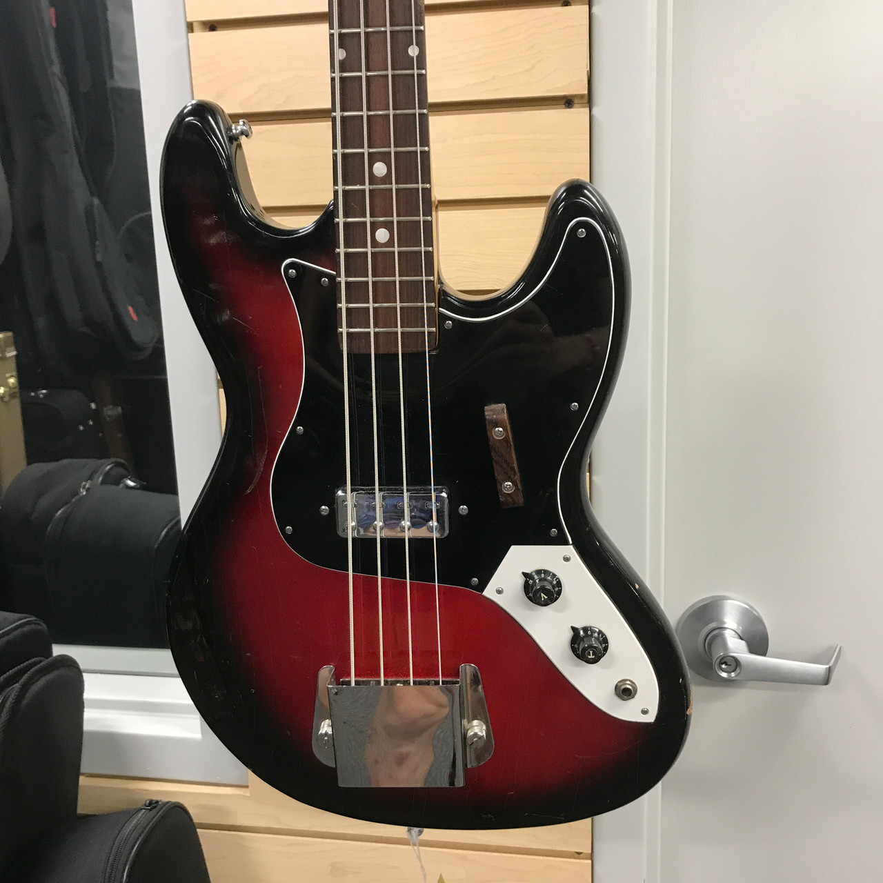 Used Kingston SHORT SCALE BASS Vintage J Type Bass Guitar Red 4-String