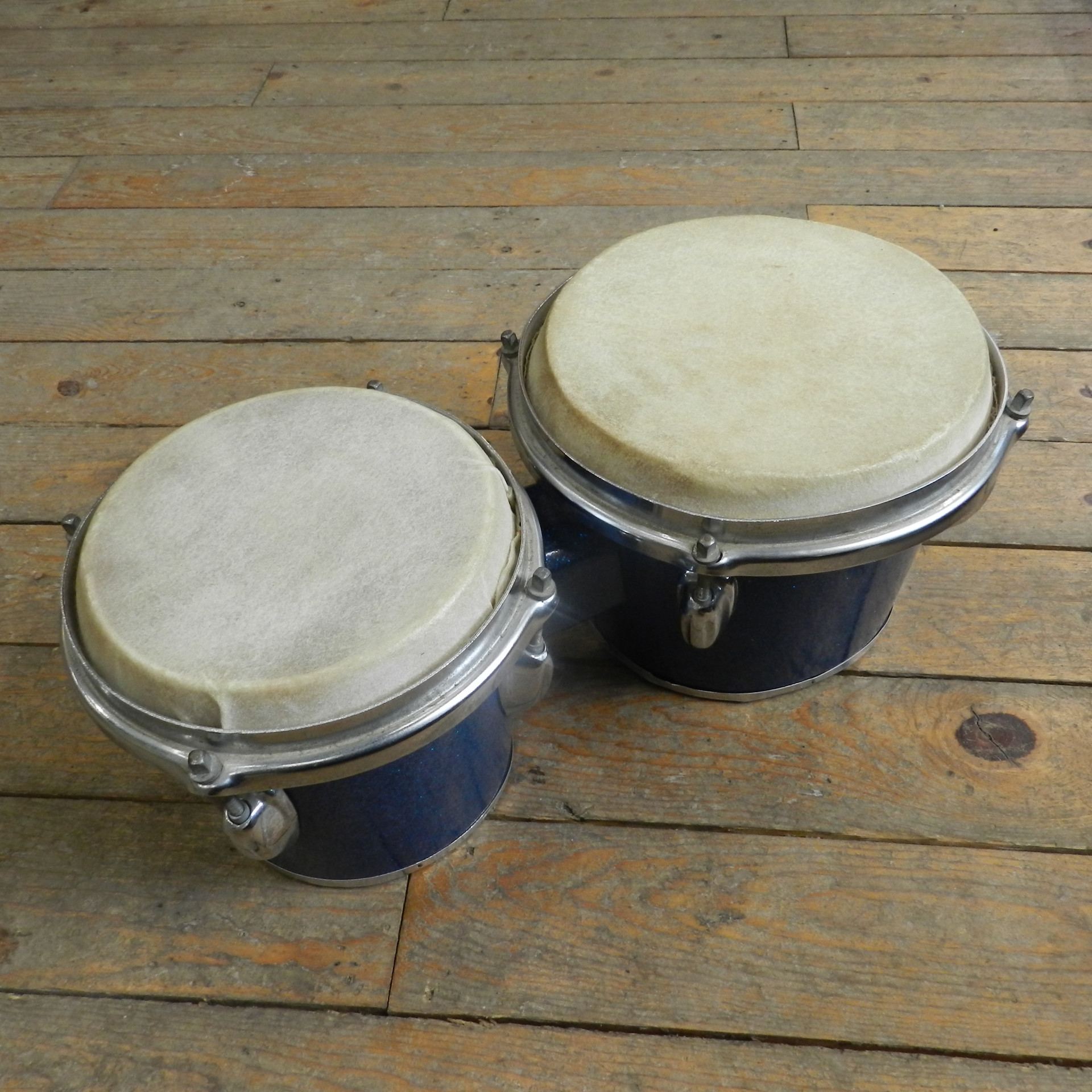 Used BONGO SET Bongo