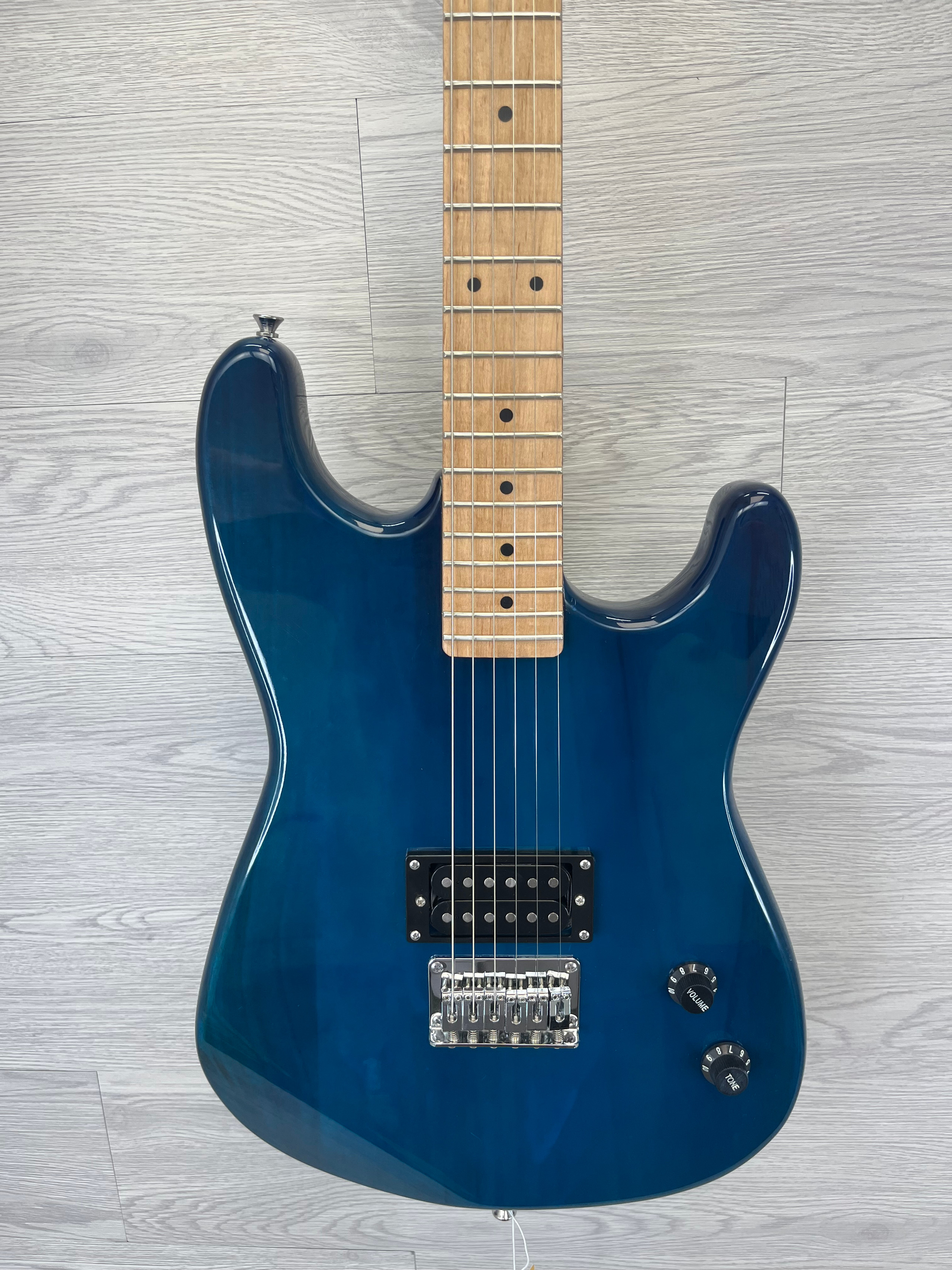 Used Davison STARTER ELECTRIC GUITAR S Type Electric Guitar Blue 6-String
