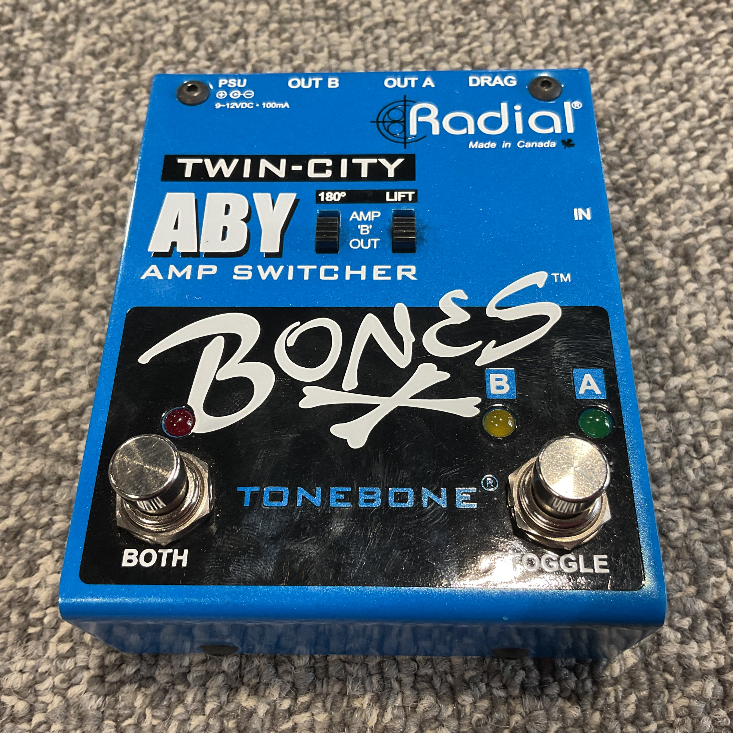 Used RADIAL TWIN CITY AMP SWITCHER - BONES Guitar Pedal