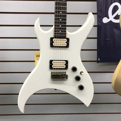 Used Aria Pro ARIA PRO II U 60 T URCHIN Vintage Pointy Electric Guitar White 6-String
