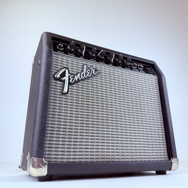 Used Fender BULLET REVERB 2CH 15W 1X8 GUITAR COMBO Solid State Guitar ...