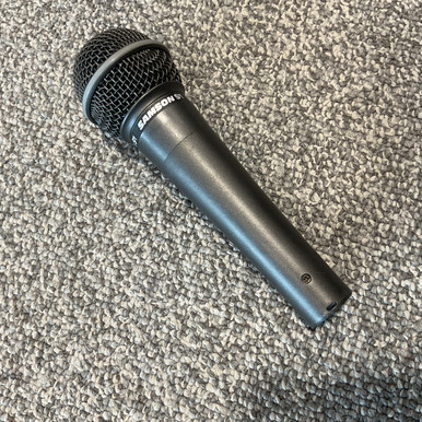 Used SAMSON S1 Dynamic Microphone