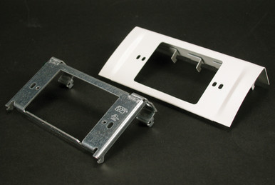 Wiremold DS4047C-BK Single Channel NEMA Device Plate Fitting in Black ...