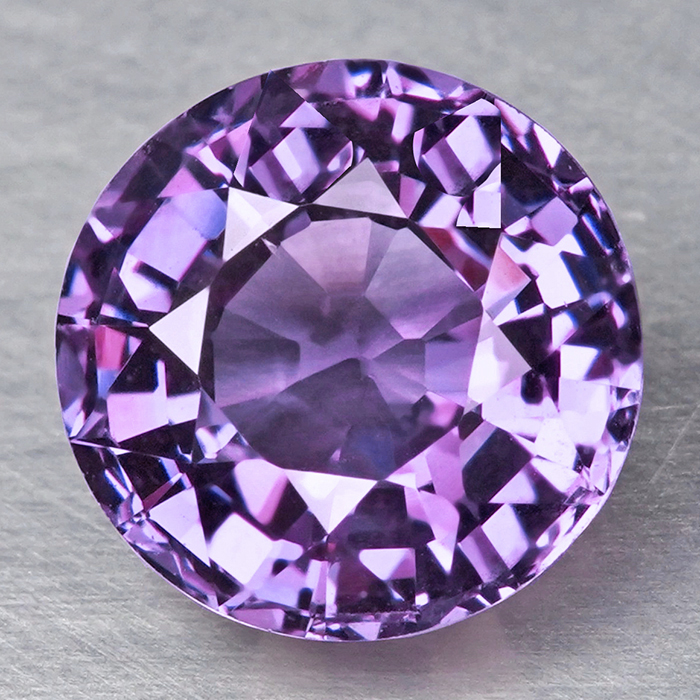 6.50 mm { 1.35 cts} Round Extreme Brilliancy Natural AAA Violet Spinel ...