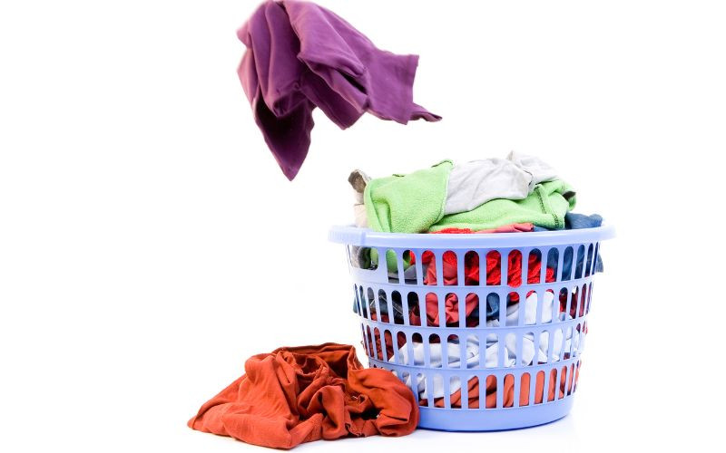 Comparative Analysis: Mesh Laundry Bags vs. Traditional Laundry Methods - HandyLaundry.com