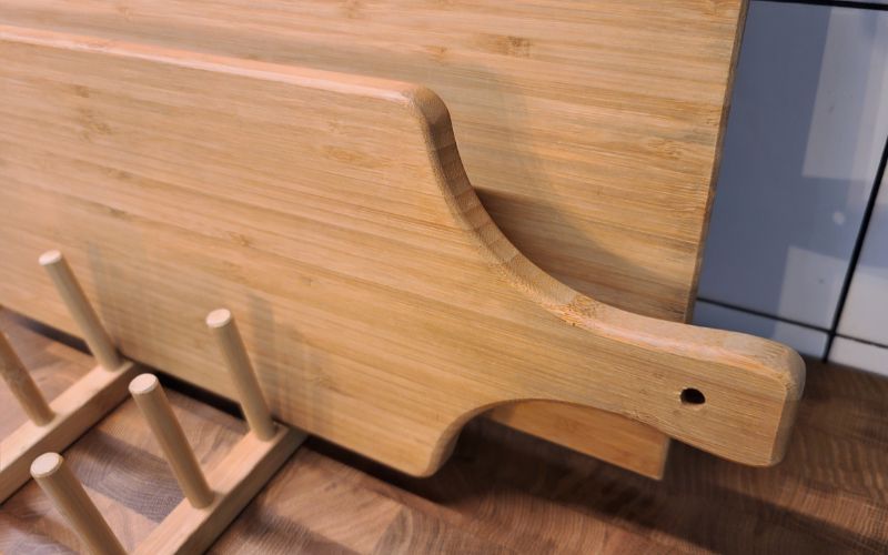 Space-Saving Cutting Board Organizer Ideas - HandyLaundry.com