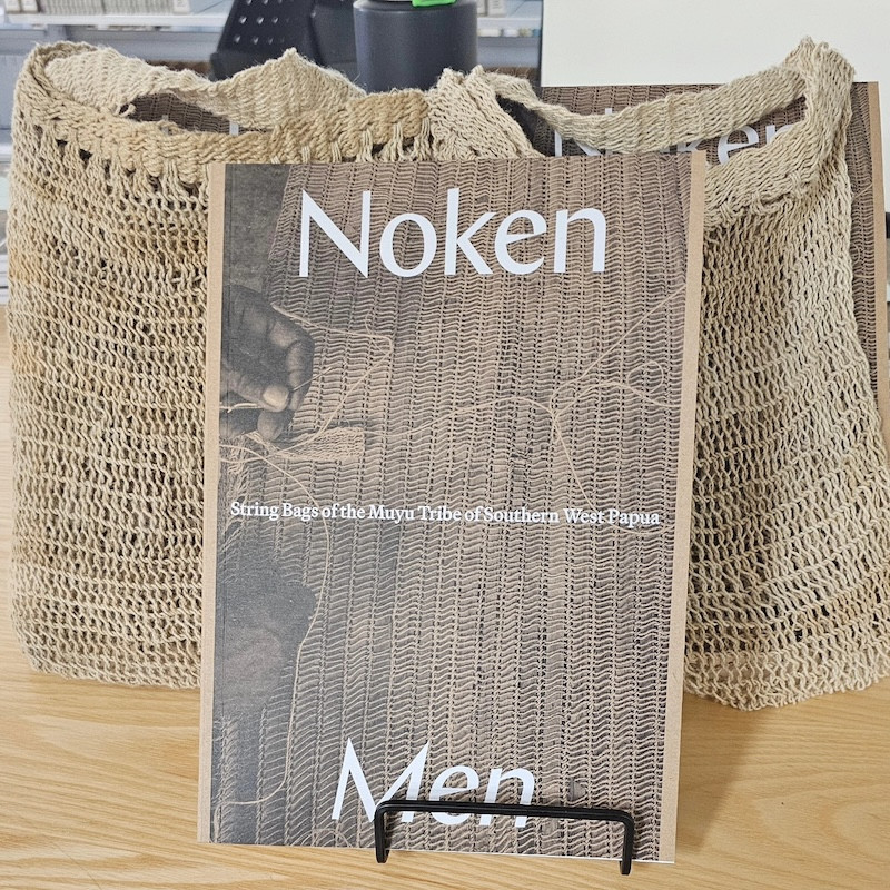 Aotearoa Books | Noken / Men: String Bags of the Muyu Tribe of Southern ...