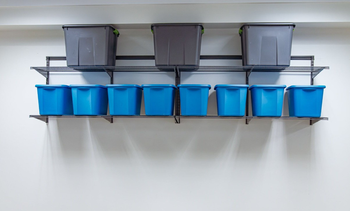 EDGE Ventilated Shelf Bracket - Organized Living