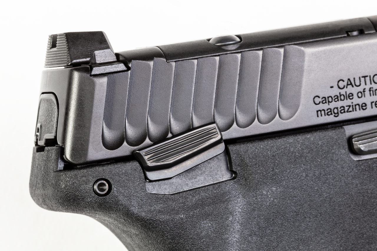 M&P® 22 MAGNUM WITH THUMB SAFETY
