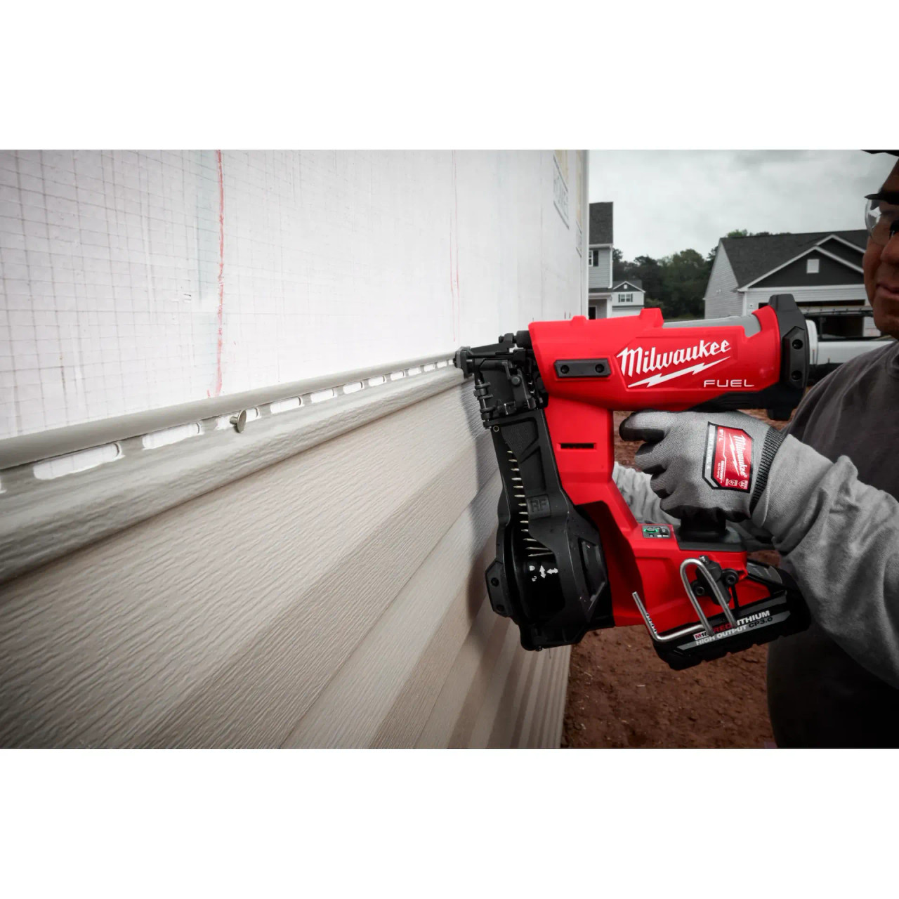 Milwaukee MIL-2909-20 M18 FUEL Coil Roofing Nailer - Atlas-Machinery