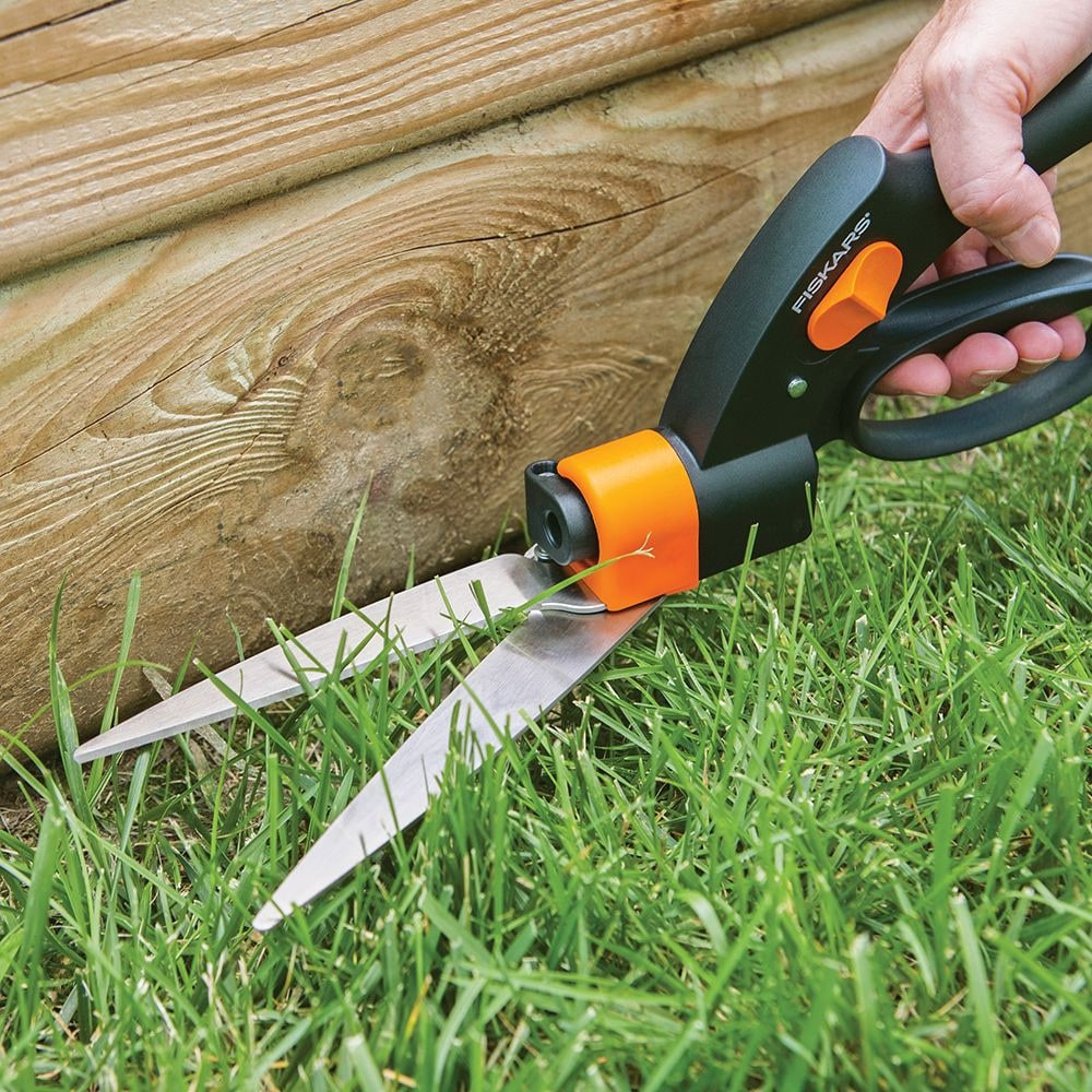 Fiskars FISK-1051324 Swivel Ease Grass Shear - Atlas-Machinery
