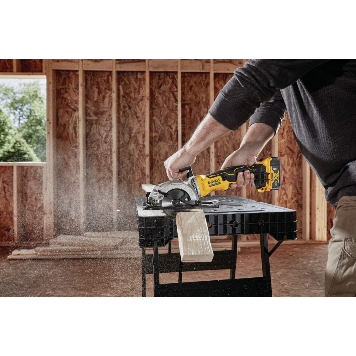 DEWALT DEW-DCS571B ATOMIC 20V MAX 4-1/2in Circular Saw, Bare Tool ...