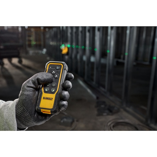 DEWALT DEW-DCLE34035D1 20V MAX XR Remote Control 360Deg Line Laser Kit ...
