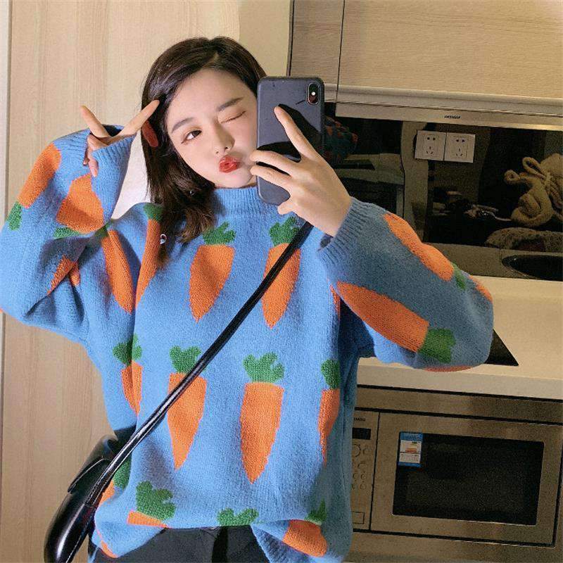 Cute Carrot Sweater - Cosmique Studio