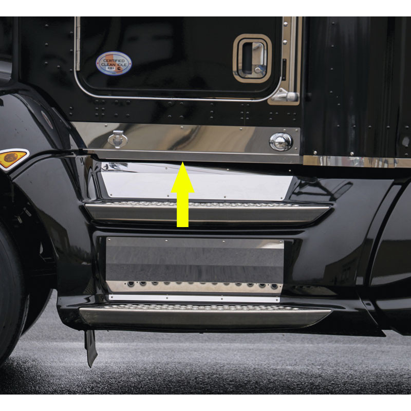 Kenworth T660 T680 T700 Upper Panel Back Step Trim By RoadWorks - Raney ...