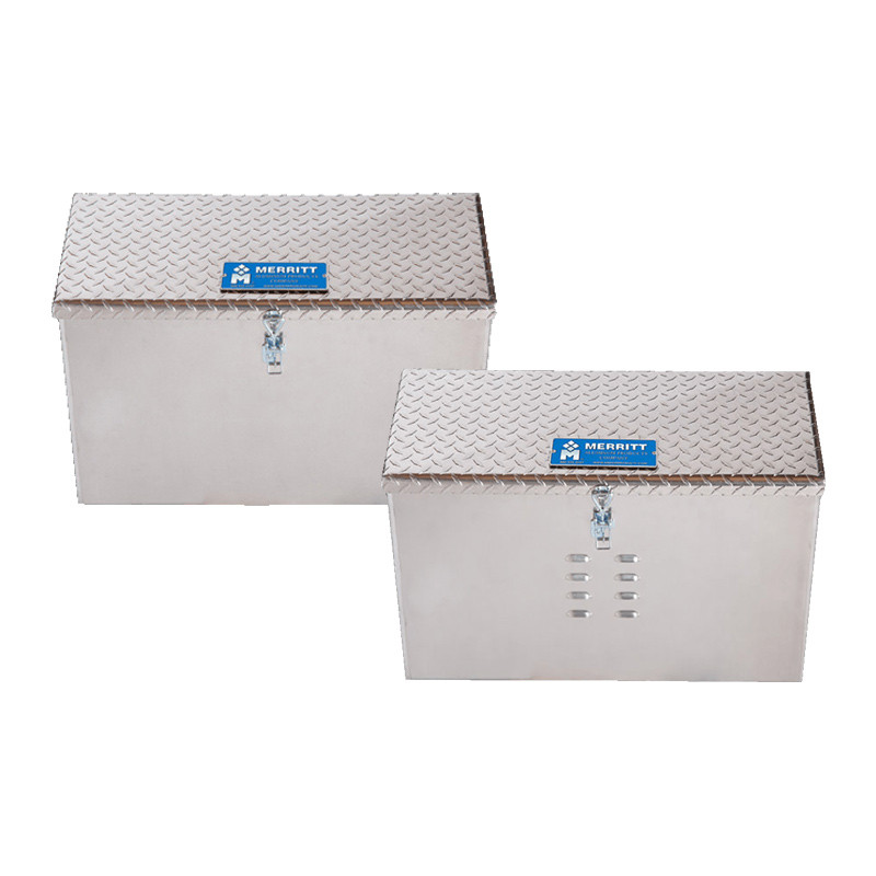 Aluminum DEF Storage Box With Diamond Plate Door - Raney's Truck Parts